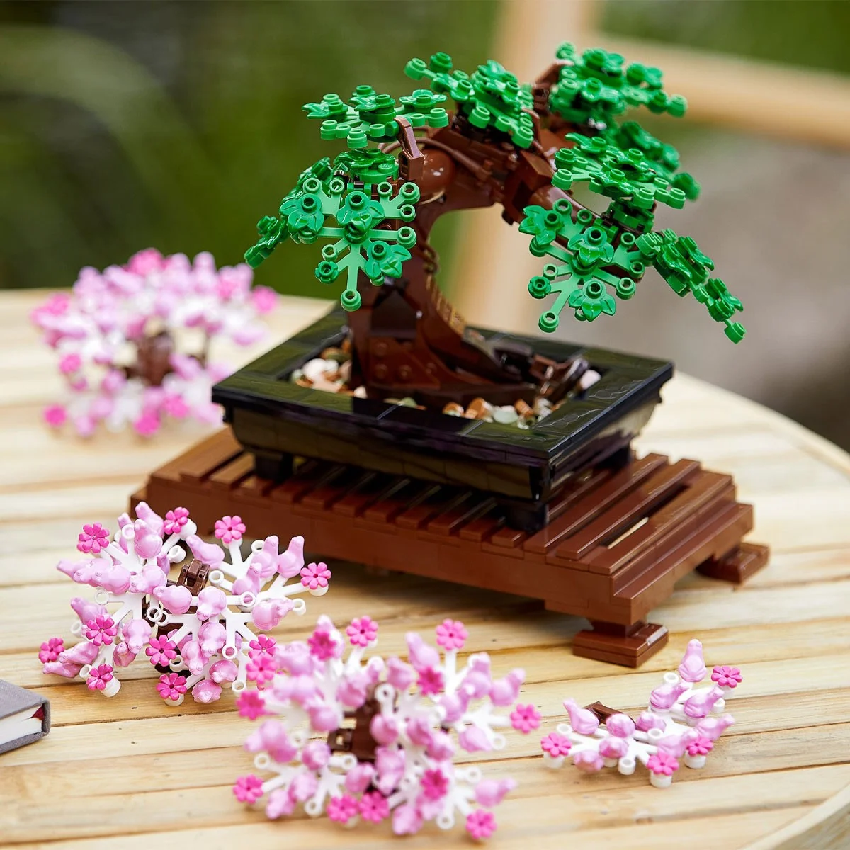 Creatividad que florece: Por qué las flores y plantas de LEGO son el ...